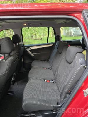 Sarkans Citroen c4-picasso 2009 Rīga, ar dzinēja tilpumu 1.60 L un nobraukumu 236 tūkst. km par 2500 €, foto 7 vietnē AUTOMOTO.COM.LV