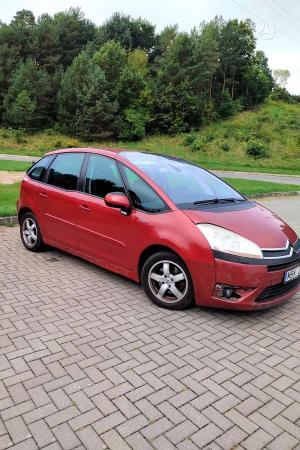 Sarkans Citroen c4-picasso 2009 Viļņa, ar dzinēja tilpumu 2.00 L un nobraukumu 387 tūkst. km par 950 €, foto 4 vietnē AUTOMOTO.COM.LV