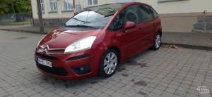 Red Citroen c4-picasso 2009 in Silute, with an engine capacity of 1.60 L and mileage of 156 thousand km for 1999 €, photo  on AUTOMOTO.COM.LV