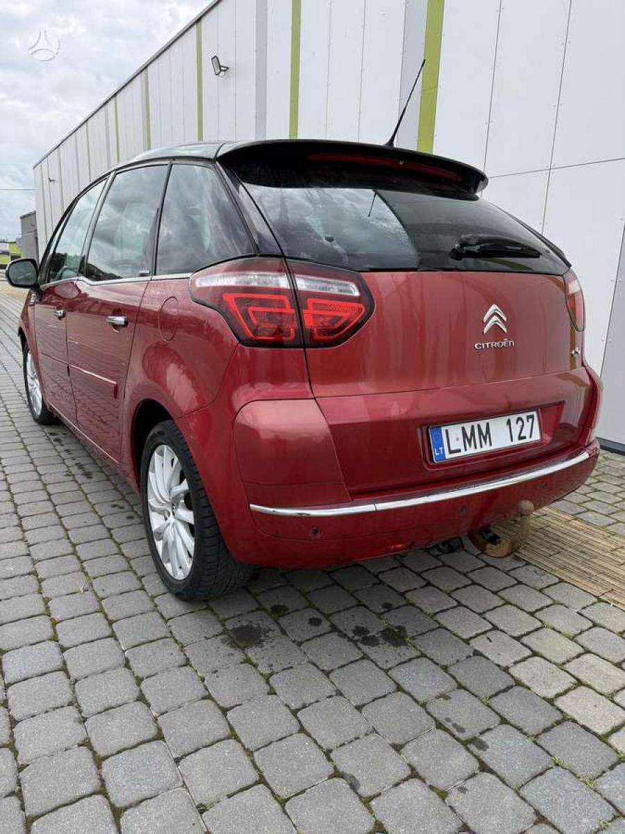 Sarkans Citroen c4-picasso 2011 Raseiniai, ar dzinēja tilpumu 1.56 L un nobraukumu 283 tūkst. km par 1199 €, foto 6 vietnē AUTOMOTO.COM.LV