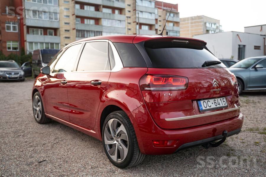 Sarkans Citroen c4-picasso 2013 Liepāja, ar dzinēja tilpumu 1.60 L un nobraukumu 113 tūkst. km par 7900 €, foto 9 vietnē AUTOMOTO.COM.LV