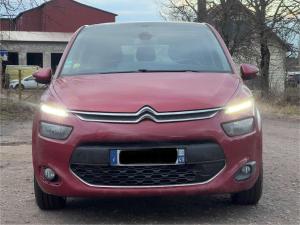 Red Citroen c4-picasso 2013 in Taurage, with an engine capacity of 1.56 L and mileage of 250 thousand km for 4100 €, photo 3 on AUTOMOTO.COM.LV