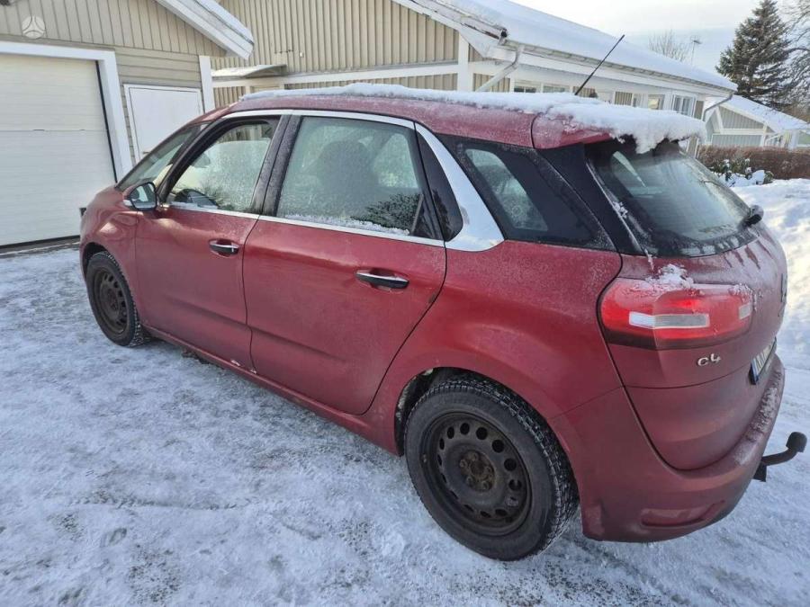 Sarkans Citroen c4-picasso 2013 Viļņa, ar dzinēja tilpumu 1.56 L un nobraukumu 254 tūkst. km par 4550 €, foto 3 vietnē AUTOMOTO.COM.LV