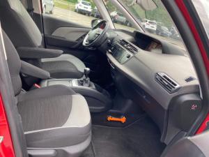 Sarkans Citroen c4-picasso 2013 Rīga, ar dzinēja tilpumu 1.60 L un nobraukumu 276 tūkst. km par 5950 €, foto 12 vietnē AUTOMOTO.COM.LV