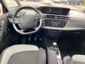 Sarkans Citroen c4-picasso 2013 Rīga, ar dzinēja tilpumu 1.60 L un nobraukumu 276 tūkst. km par 5950 €, foto 13 vietnē AUTOMOTO.COM.LV