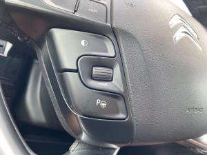 Sarkans Citroen c4-picasso 2013 Rīga, ar dzinēja tilpumu 1.60 L un nobraukumu 276 tūkst. km par 5950 €, foto 19 vietnē AUTOMOTO.COM.LV