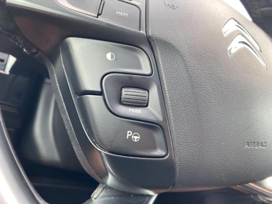 Sarkans Citroen c4-picasso 2013 Rīga, ar dzinēja tilpumu 1.60 L un nobraukumu 276 tūkst. km par 5950 €, foto 19 vietnē AUTOMOTO.COM.LV