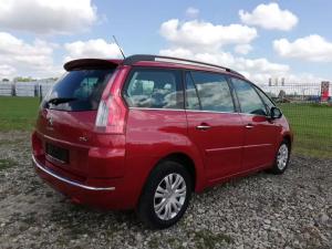 Red Citroen c4-picasso 2013 in Saldus, with an engine capacity of 1.60 L and mileage of 181 thousand km for 4900 €, photo 4 on AUTOMOTO.COM.LV