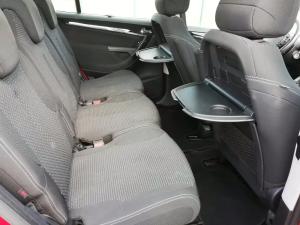 Red Citroen c4-picasso 2013 in Saldus, with an engine capacity of 1.60 L and mileage of 181 thousand km for 4900 €, photo 8 on AUTOMOTO.COM.LV