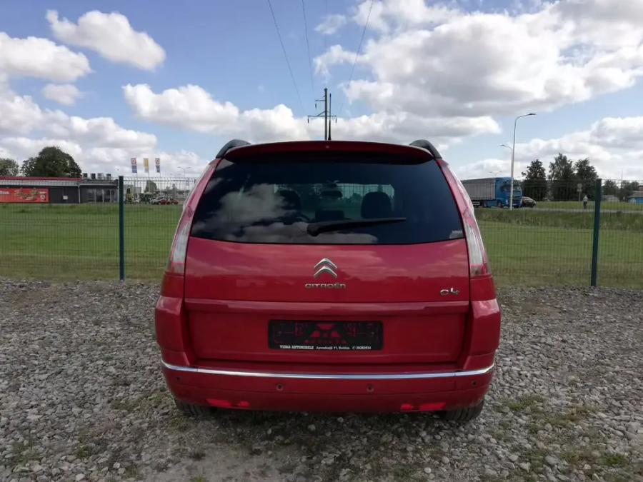 Red Citroen c4-picasso 2013 in Saldus, with an engine capacity of 1.60 L and mileage of 181 thousand km for 4900 €, photo 13 on AUTOMOTO.COM.LV