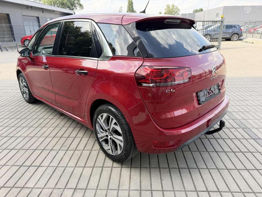 Sarkans Citroen c4-picasso 2013 Kauņa, ar dzinēja tilpumu 1.60 L un nobraukumu 156 tūkst. km par 5700 €, foto 6 vietnē AUTOMOTO.COM.LV