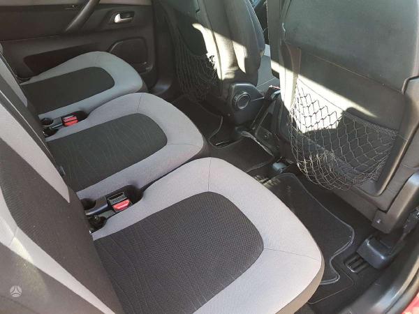 Red Citroen c4-picasso 2014 in Siauliai, with an engine capacity of 1.56 L and mileage of 237 thousand km for 4700 €, photo 11 on AUTOMOTO.COM.LV