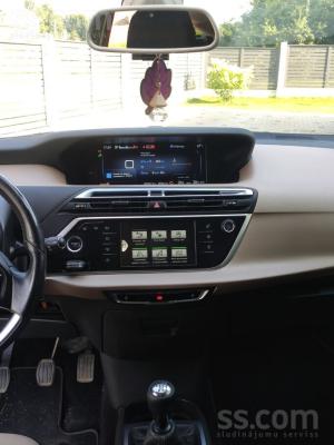 Sarkans Citroen c4-picasso 2014 Daugavpils, ar dzinēja tilpumu 1.60 L un nobraukumu 169 tūkst. km par 8150 €, foto 5 vietnē AUTOMOTO.COM.LV