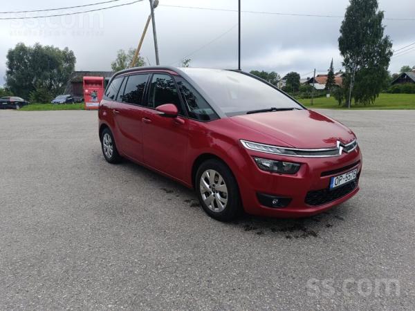 Citroen c4-picasso 2014 Rīga vietnē Sarkans Citroen c4-picasso 2014 Rīga, ar dzinēja tilpumu 1.60 L un nobraukumu 308 tūkst. km par 4200 €, foto 1 vietnē AUTOMOTO.COM.LV