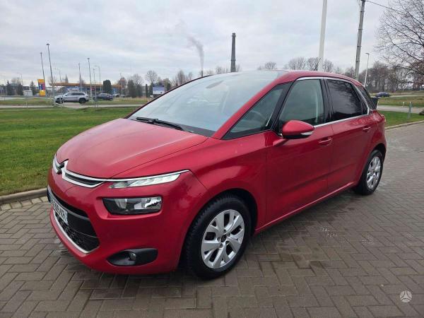 Sarkans Citroen c4-picasso 2016 Tauragė, ar dzinēja tilpumu 1.20 L un nobraukumu 76 tūkst. km par 5400 €, foto 2 vietnē AUTOMOTO.COM.LV