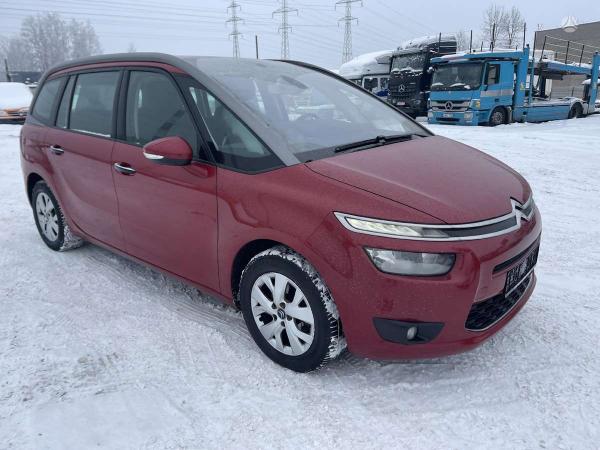 Red Citroen c4-picasso 2016 in Kaunas, with an engine capacity of 1.56 L and mileage of 195 thousand km for 6250 €, photo 5 on AUTOMOTO.COM.LV