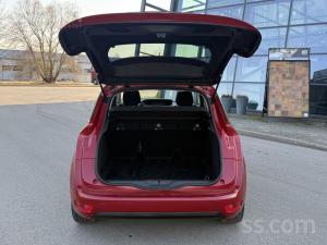 Red Citroen c4-picasso 2016 in Liepaja, with an engine capacity of 1.20 L and mileage of 117 thousand km for 6450 €, photo 10 on AUTOMOTO.COM.LV