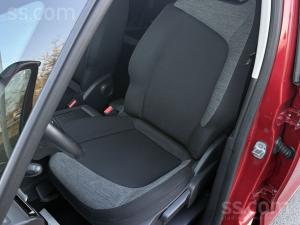 Red Citroen c4-picasso 2016 in Liepaja, with an engine capacity of 1.20 L and mileage of 117 thousand km for 6450 €, photo 17 on AUTOMOTO.COM.LV