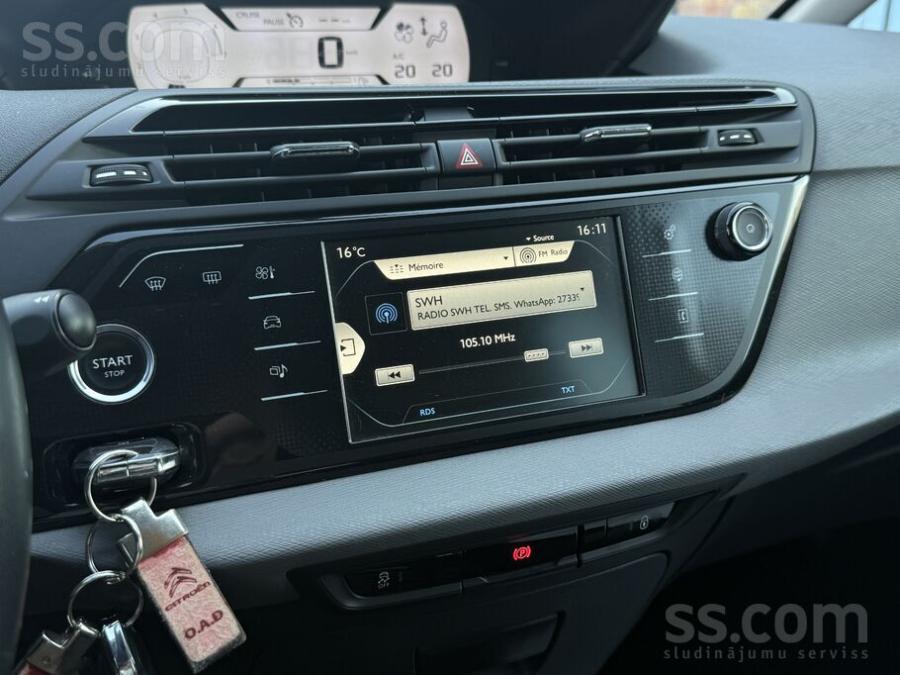 Red Citroen c4-picasso 2016 in Liepaja, with an engine capacity of 1.20 L and mileage of 117 thousand km for 6450 €, photo 24 on AUTOMOTO.COM.LV