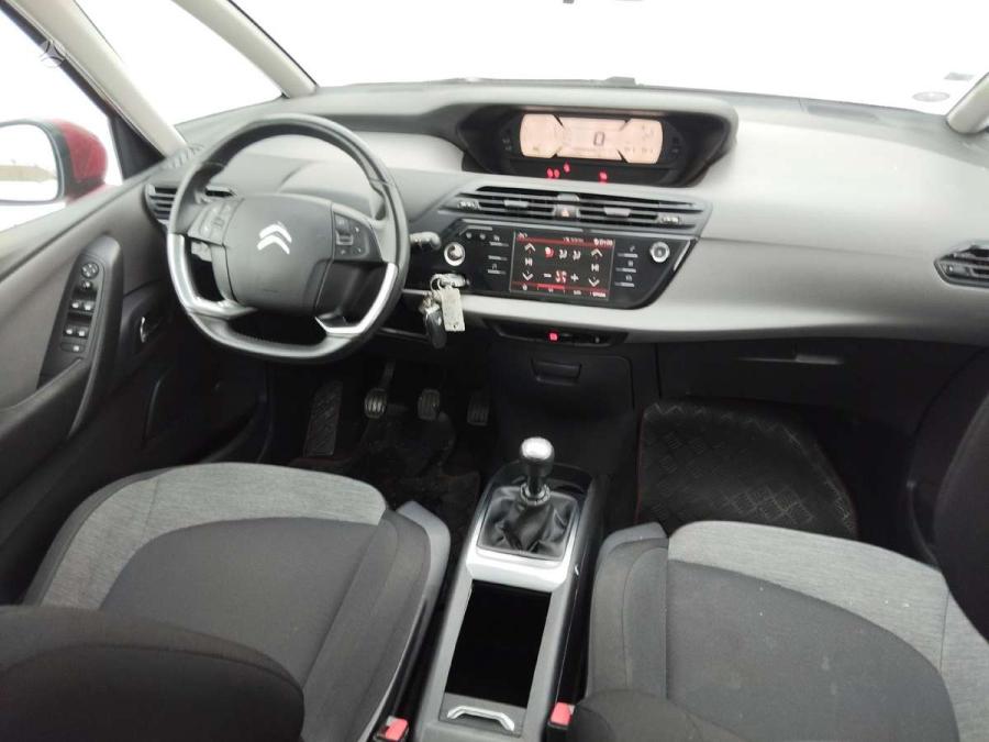 Sarkans Citroen c4-picasso 2017 Tauragė, ar dzinēja tilpumu 1.20 L un nobraukumu 135 tūkst. km par 5600 €, foto 7 vietnē AUTOMOTO.COM.LV