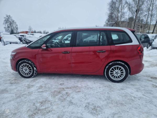 Red Citroen c4-picasso 2017 in Ukmerge, with an engine capacity of 1.56 L and mileage of 212 thousand km for 6950 €, photo 10 on AUTOMOTO.COM.LV