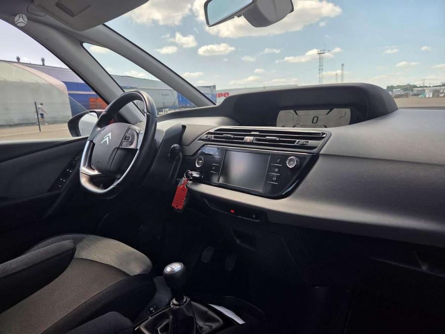 Sarkans Citroen c4-picasso 2017 Kauņa, ar dzinēja tilpumu 1.56 L un nobraukumu 300 tūkst. km par 5400 €, foto 13 vietnē AUTOMOTO.COM.LV