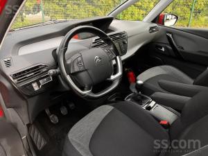 Sarkans Citroen c4-picasso 2017 Jelgava, ar dzinēja tilpumu 1.20 L un nobraukumu 124 tūkst. km par 7290 €, foto 9 vietnē AUTOMOTO.COM.LV