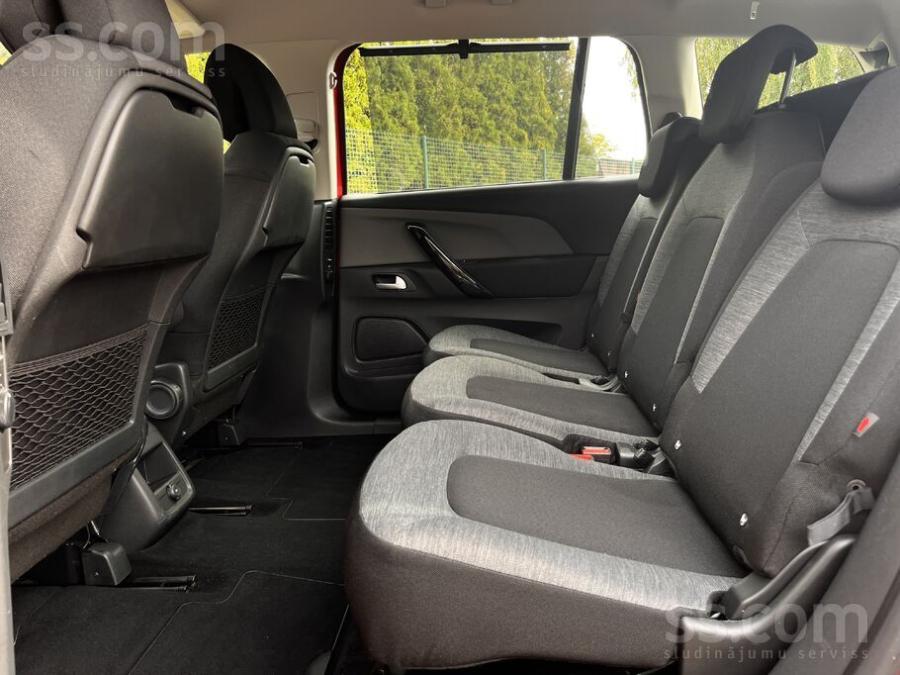 Sarkans Citroen c4-picasso 2017 Jelgava, ar dzinēja tilpumu 1.20 L un nobraukumu 124 tūkst. km par 7290 €, foto 11 vietnē AUTOMOTO.COM.LV