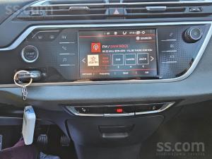 Sarkans Citroen c4-picasso 2018 Rīga, ar dzinēja tilpumu 2.00 L un nobraukumu 188 tūkst. km par 9850 €, foto 9 vietnē AUTOMOTO.COM.LV