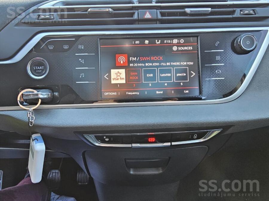Sarkans Citroen c4-picasso 2018 Rīga, ar dzinēja tilpumu 2.00 L un nobraukumu 188 tūkst. km par 9850 €, foto 9 vietnē AUTOMOTO.COM.LV