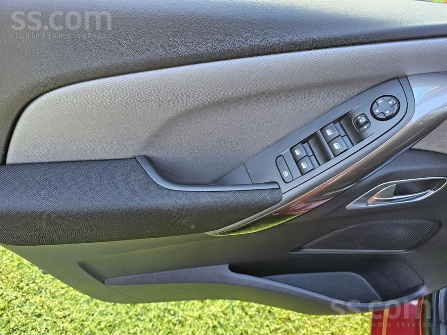 Sarkans Citroen c4-picasso 2018 Rīga, ar dzinēja tilpumu 2.00 L un nobraukumu 188 tūkst. km par 9850 €, foto 12 vietnē AUTOMOTO.COM.LV