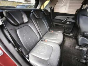 Red Citroen c4-picasso 2018 in Kaunas, with an engine capacity of 2.00 L and mileage of 267 thousand km for 10500 €, photo 14 on AUTOMOTO.COM.LV