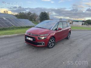 Sarkans Citroen c4-picasso 2020 Rīga, ar dzinēja tilpumu 1.50 L un nobraukumu 182 tūkst. km par 9400 €, foto 3 vietnē AUTOMOTO.COM.LV