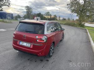Sarkans Citroen c4-picasso 2020 Rīga, ar dzinēja tilpumu 1.50 L un nobraukumu 182 tūkst. km par 9400 €, foto 5 vietnē AUTOMOTO.COM.LV