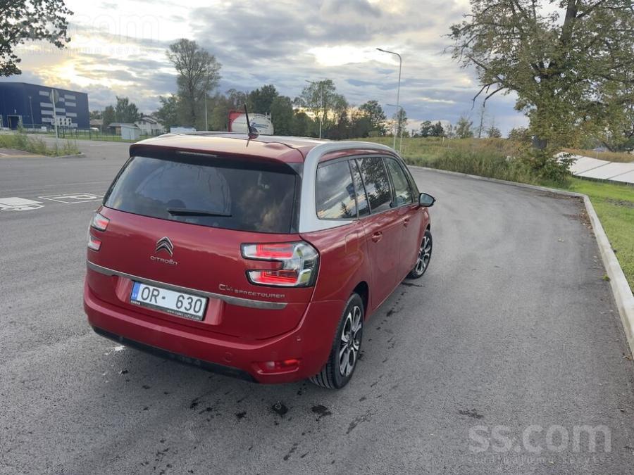 Sarkans Citroen c4-picasso 2020 Rīga, ar dzinēja tilpumu 1.50 L un nobraukumu 182 tūkst. km par 9400 €, foto 5 vietnē AUTOMOTO.COM.LV