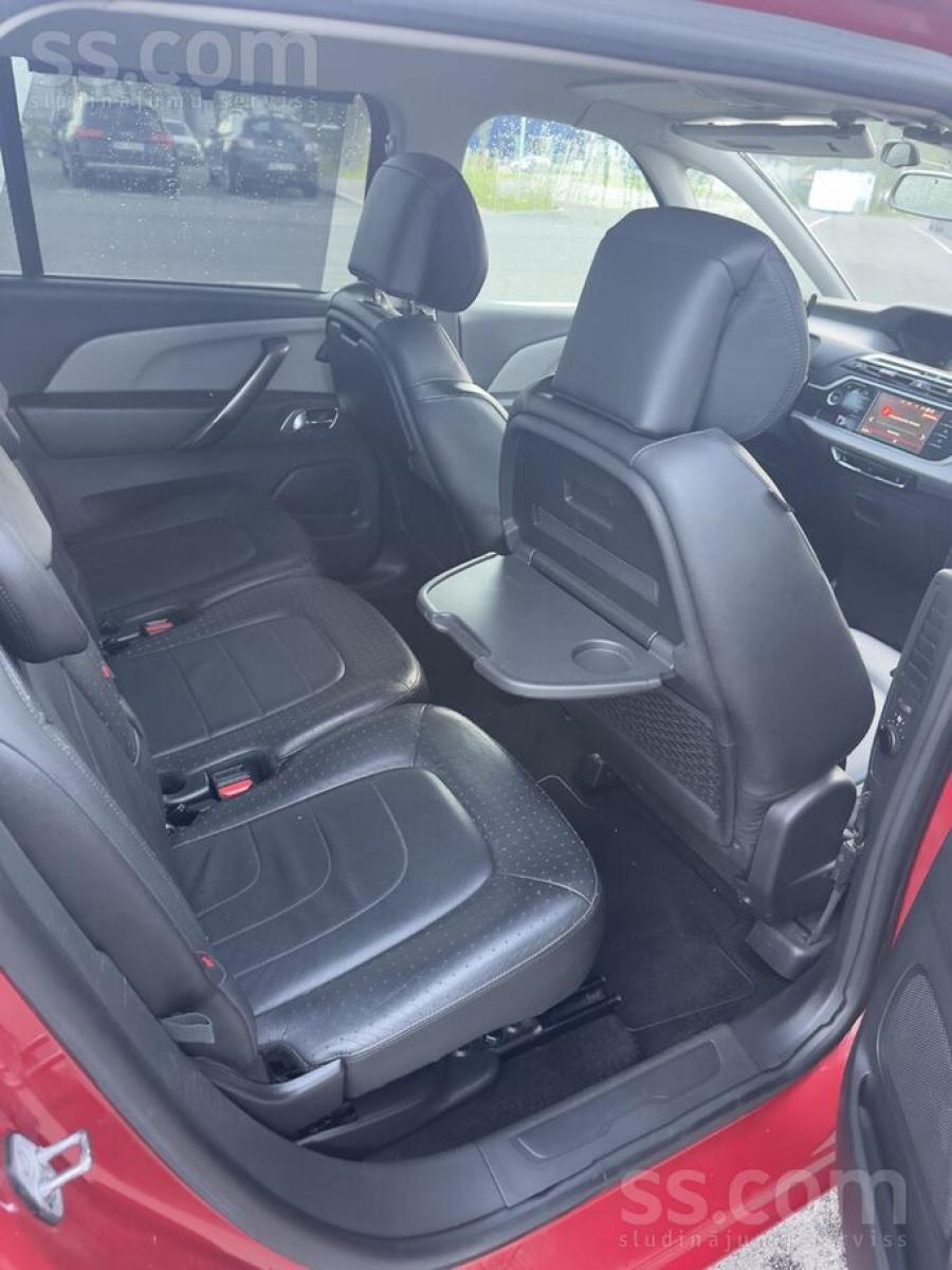 Sarkans Citroen c4-picasso 2020 Rīga, ar dzinēja tilpumu 1.50 L un nobraukumu 182 tūkst. km par 9400 €, foto 16 vietnē AUTOMOTO.COM.LV