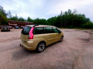 Citroen c4-picasso 2007 in Kohtla-Jarve, with an engine capacity of 1.60 L and mileage of 280 thousand km for 2400 €, photo 6 on AUTOMOTO.COM.LV