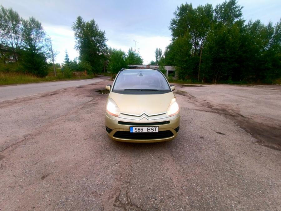 Citroen c4-picasso 2007 in Kohtla-Jarve, with an engine capacity of 1.60 L and mileage of 280 thousand km for 2400 €, photo 19 on AUTOMOTO.COM.LV
