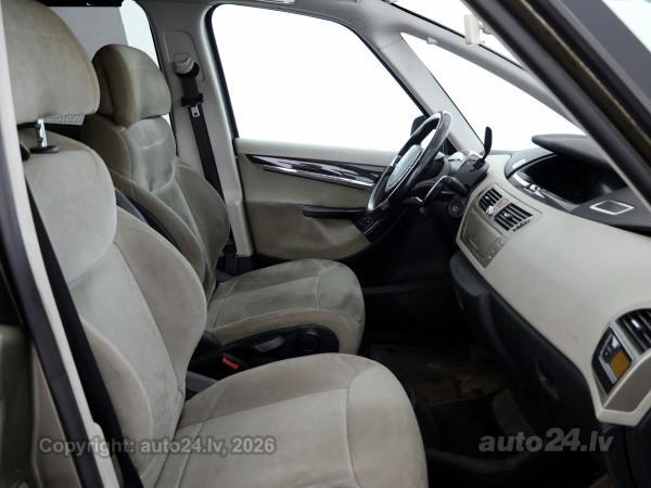 Ситроен С4 Пикассо 2007 в Таллин, объемом двигателя 2.00 л и пробегом 287 тыс. км за 799 €, фото 6 на AUTOMOTO.COM.LV