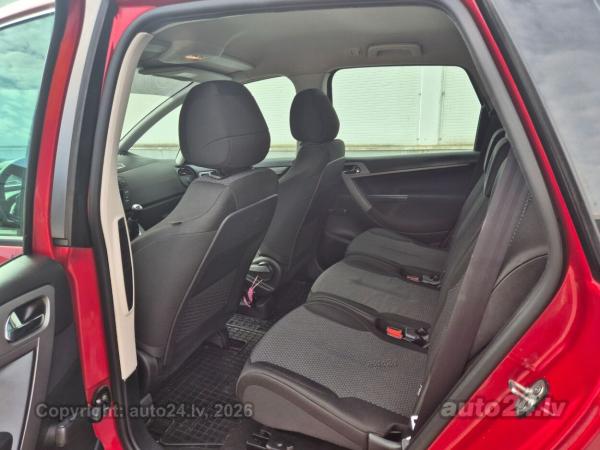 Citroen c4-picasso 2011 in Parnu, with an engine capacity of 1.60 L and mileage of 241 thousand km for 2500 €, photo 11 on AUTOMOTO.COM.LV