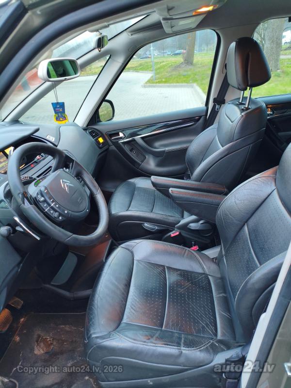 Citroen c4-picasso 2012 Rīga, ar dzinēja tilpumu 2.00 L un nobraukumu 280 tūkst. km par 3000 €, foto 2 vietnē AUTOMOTO.COM.LV
