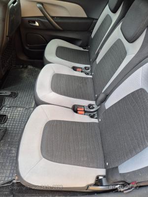 Citroen c4-picasso 2016 in Tartu, with an engine capacity of 2.00 L and mileage of 170 thousand km for 8500 €, photo 9 on AUTOMOTO.COM.LV