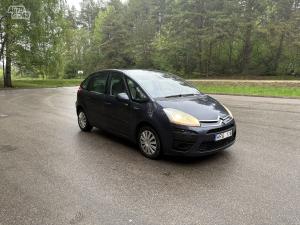 Violet Citroen c4-picasso 2007 in Anyksciai, with an engine capacity of 1.60 L and mileage of 372 thousand km for 750 €, photo 8 on AUTOMOTO.COM.LV