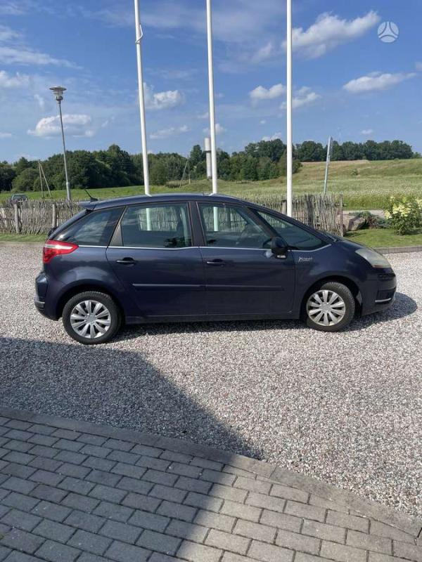 Violets Citroen c4-picasso 2009 Tauragė, ar dzinēja tilpumu 1.56 L un nobraukumu 278 tūkst. km par 1499 €, foto 4 vietnē AUTOMOTO.COM.LV
