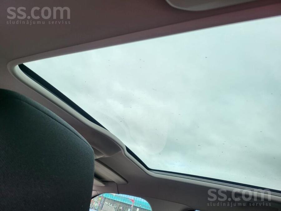 Violets Citroen c4-picasso 2017 Ogre, ar dzinēja tilpumu 1.20 L un nobraukumu 104 tūkst. km par 7770 €, foto 10 vietnē AUTOMOTO.COM.LV