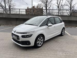 Balts Citroen c4-picasso 2017 Rīga, ar dzinēja tilpumu 1.60 L un nobraukumu 128 tūkst. km par 7500 €, foto  vietnē AUTOMOTO.COM.LV