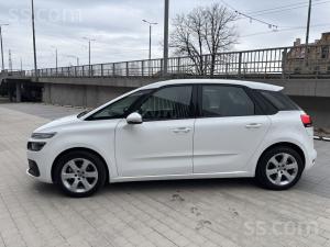 Balts Citroen c4-picasso 2017 Rīga, ar dzinēja tilpumu 1.60 L un nobraukumu 128 tūkst. km par 7500 €, foto 5 vietnē AUTOMOTO.COM.LV