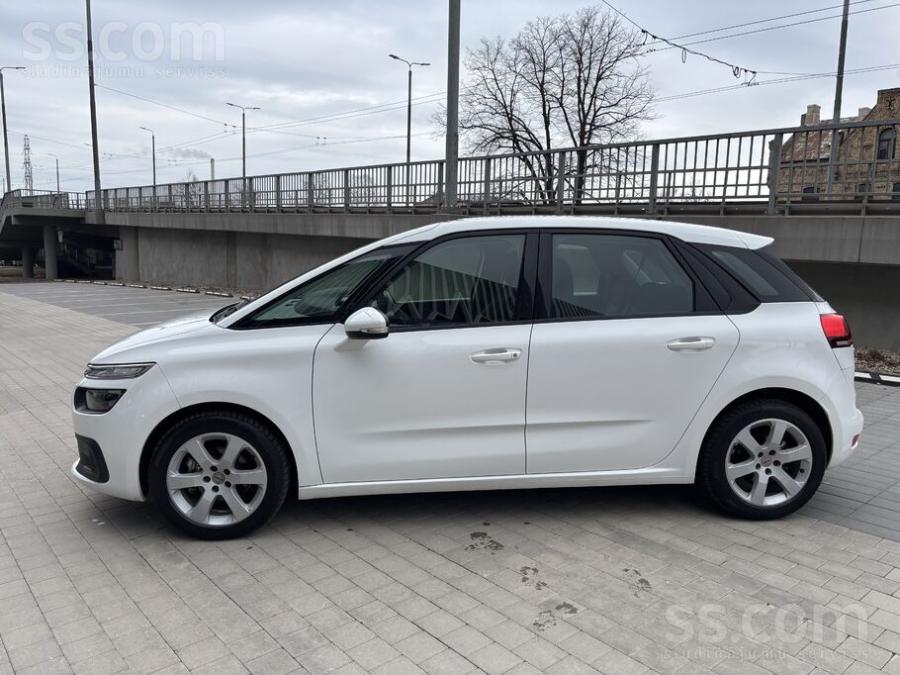 Balts Citroen c4-picasso 2017 Rīga, ar dzinēja tilpumu 1.60 L un nobraukumu 128 tūkst. km par 7500 €, foto 5 vietnē AUTOMOTO.COM.LV
