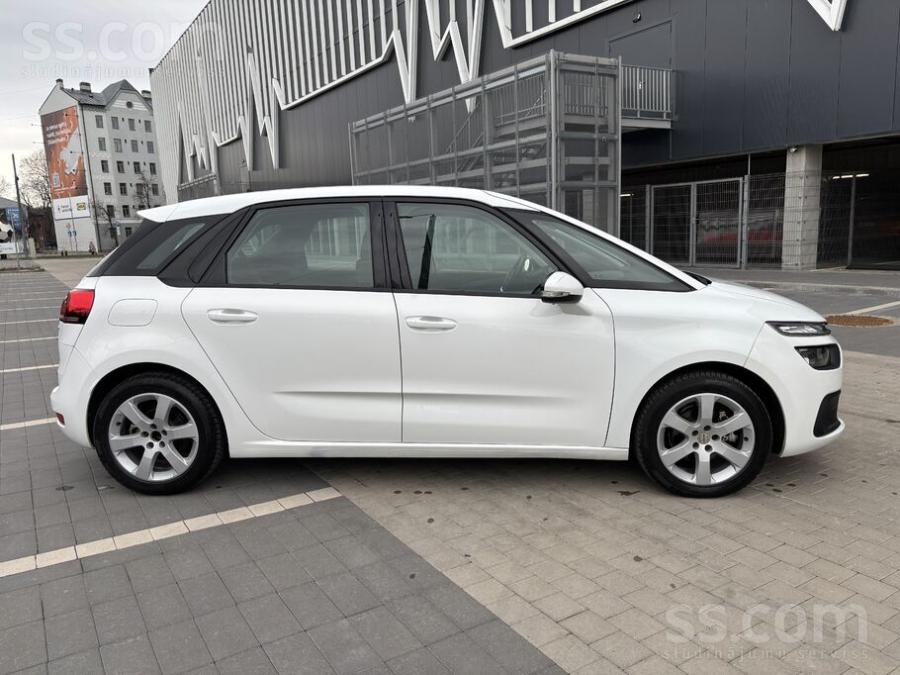 Balts Citroen c4-picasso 2017 Rīga, ar dzinēja tilpumu 1.60 L un nobraukumu 128 tūkst. km par 7500 €, foto 6 vietnē AUTOMOTO.COM.LV