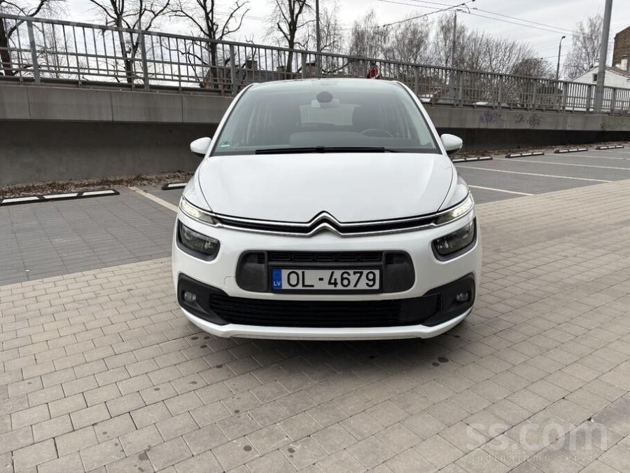 Balts Citroen c4-picasso 2017 Rīga, ar dzinēja tilpumu 1.60 L un nobraukumu 128 tūkst. km par 7500 €, foto 7 vietnē AUTOMOTO.COM.LV